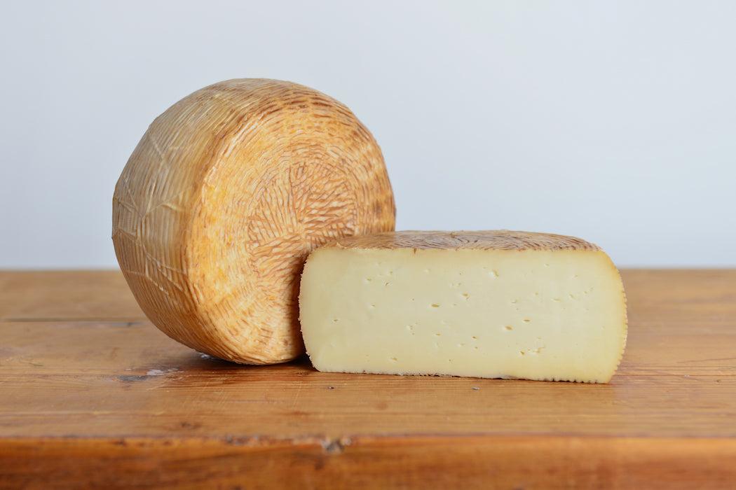 goat cheese | caciotta capra | Sardinian cheese