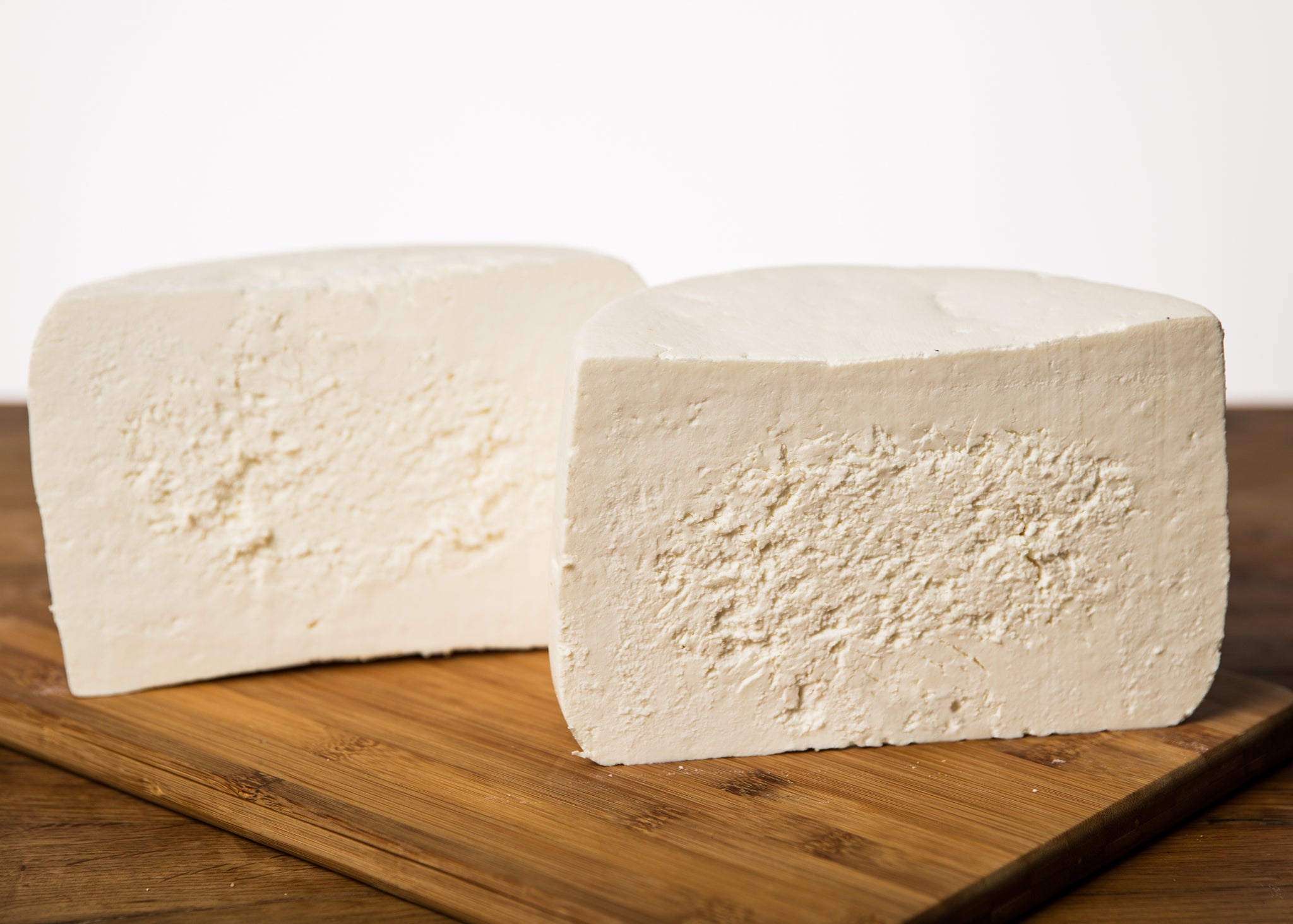 Aged ricotta | Italian cheese | Sardinian food
